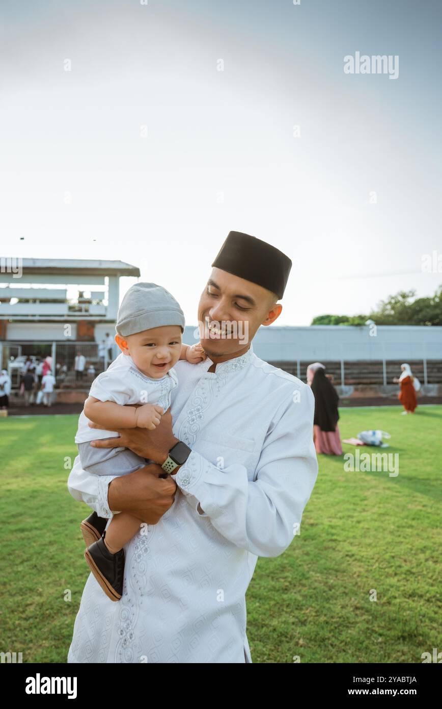 A Heartwarming Moment Between a Joyful Father and His Baby in ...