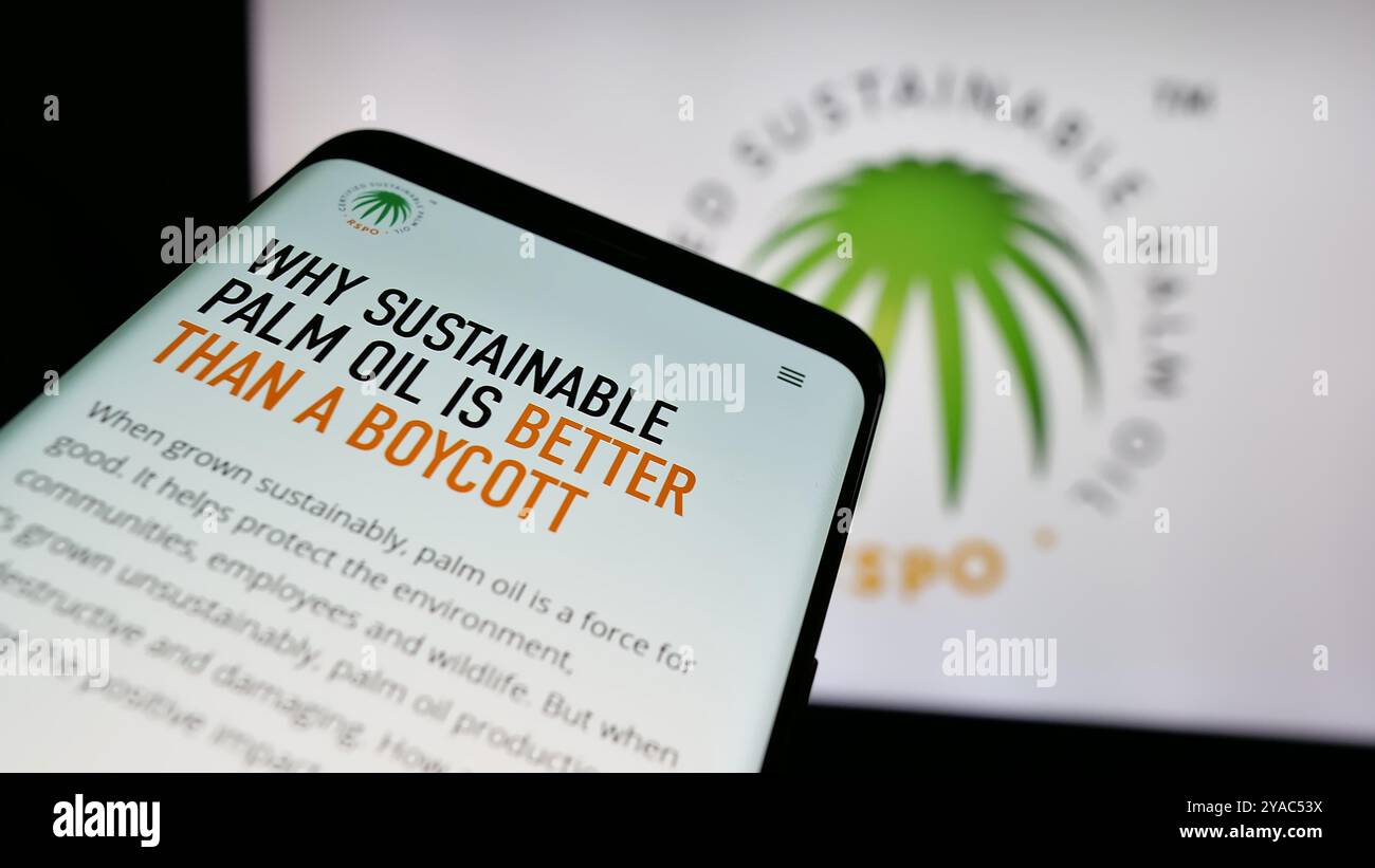 Roundtable on sustainable palm oil logo hi-res stock photography and ...