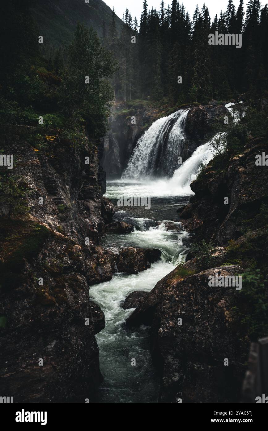 Norwegian twin waterfall norway hi-res stock photography and images - Alamy