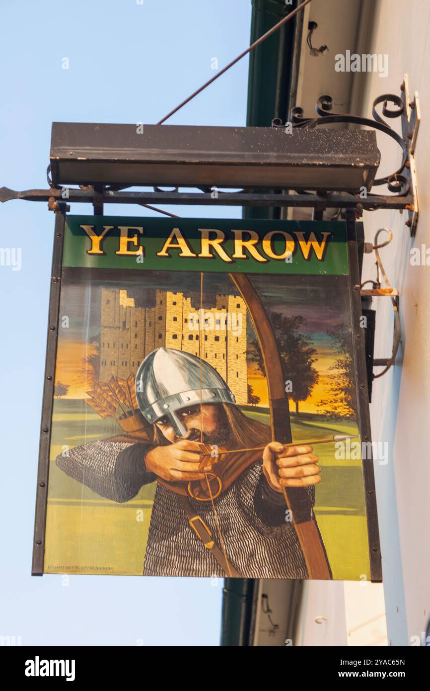 England, Kent, Rochester, Ye Arrow Pub Sign with Medieval Archer and ...