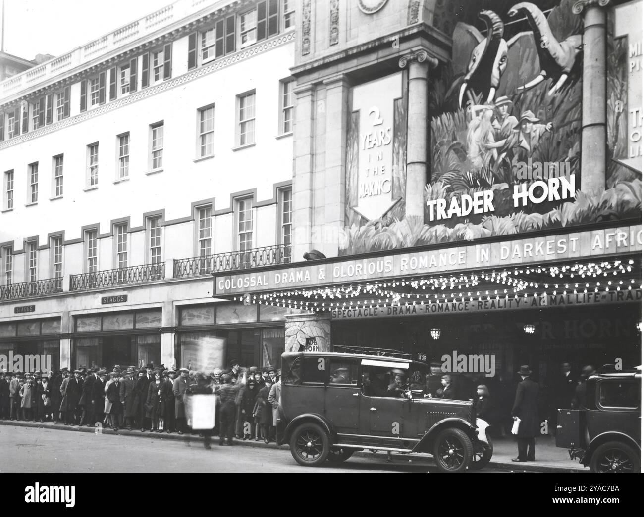 Vaudeville theatre 1930s hi-res stock photography and images - Alamy
