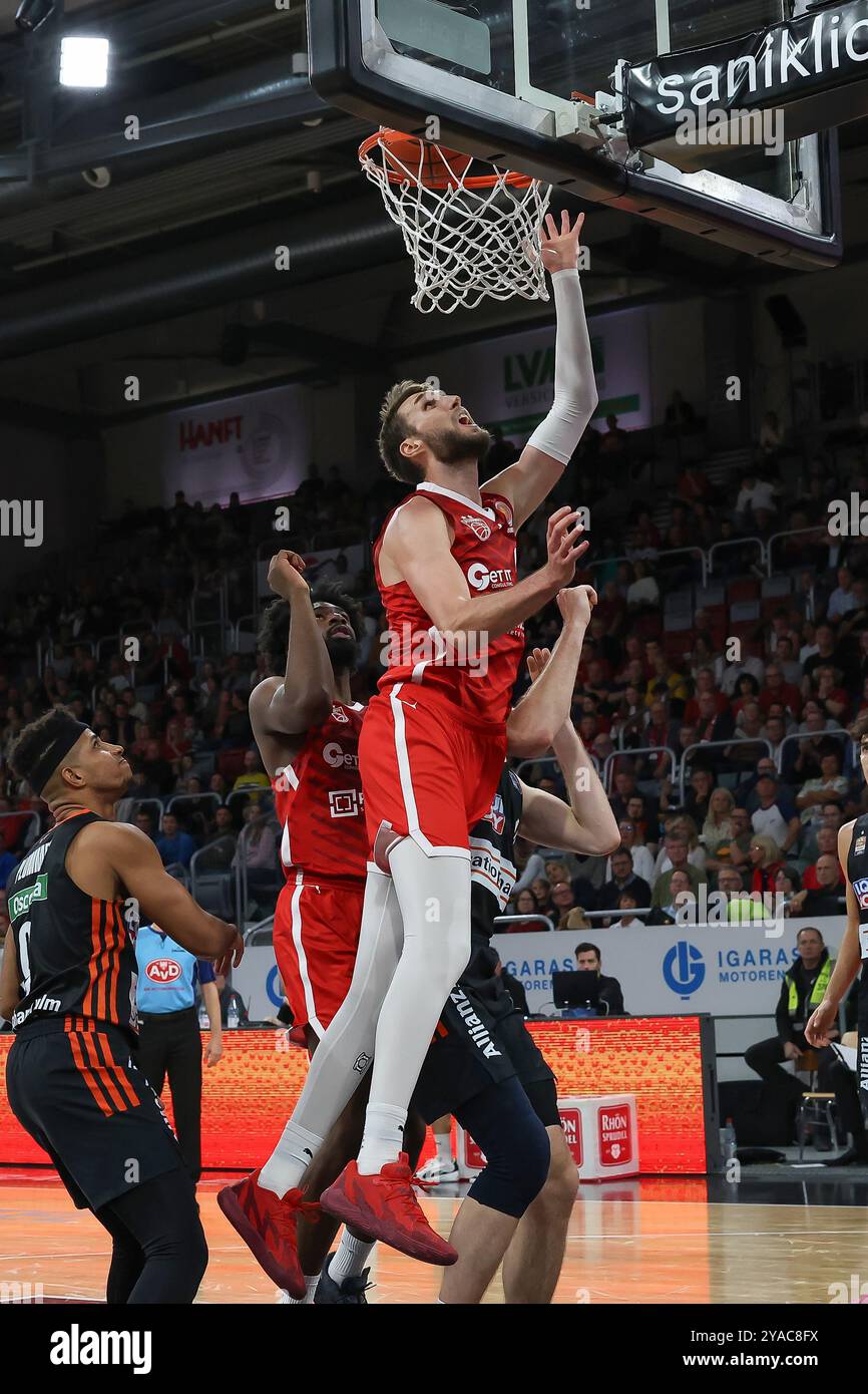 Bbl cup 2024 2025 season hi-res stock photography and images - Alamy