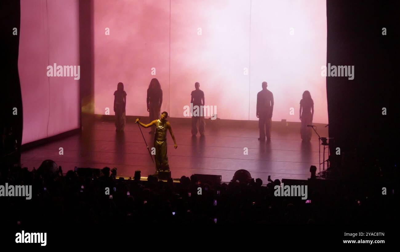 Los Angeles, California, USA 5th October 2024 Singer Omar Apollo ...