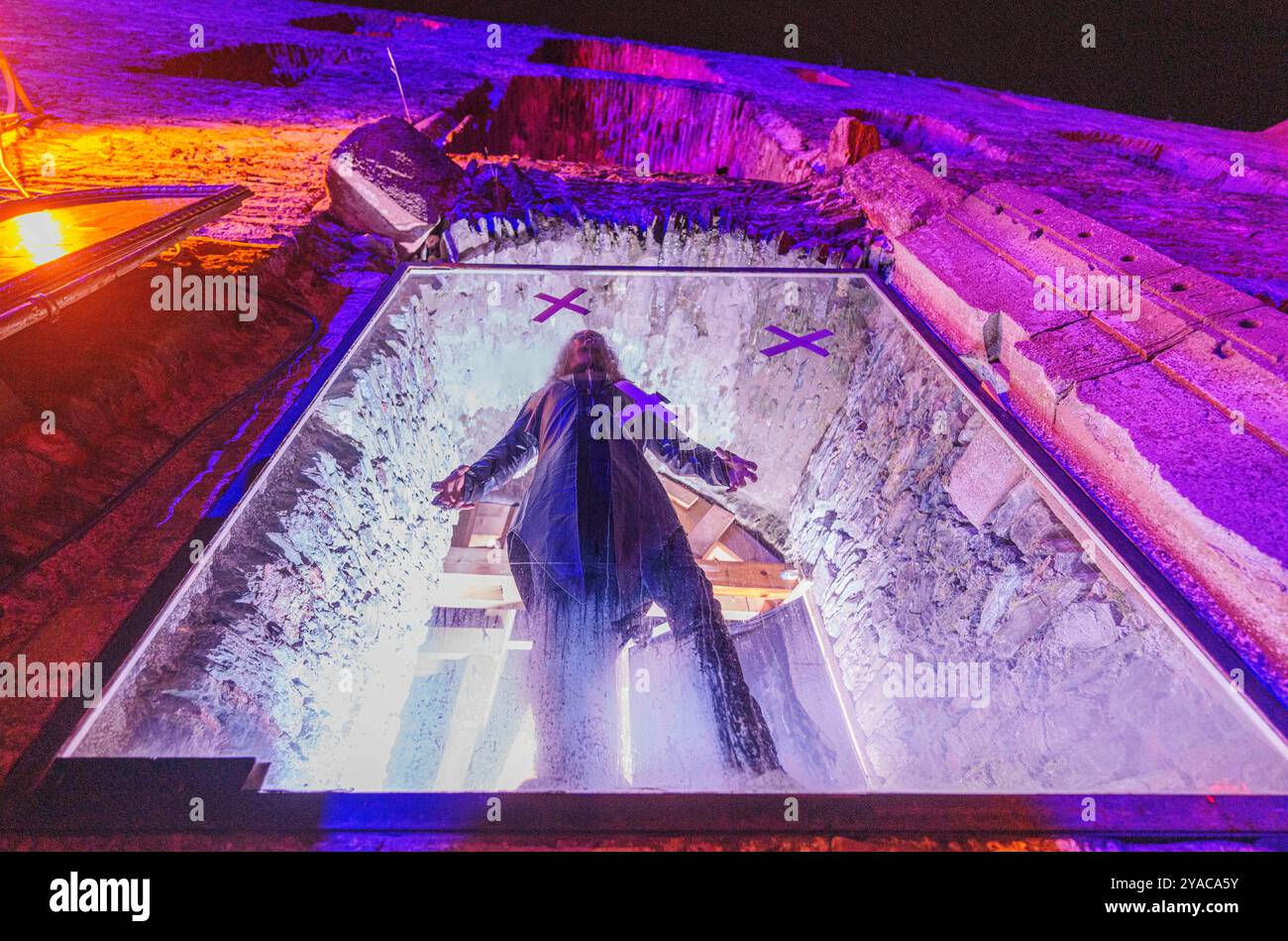 12 October 2024, Hesse, Königsstein: A monster actor stands in the ...