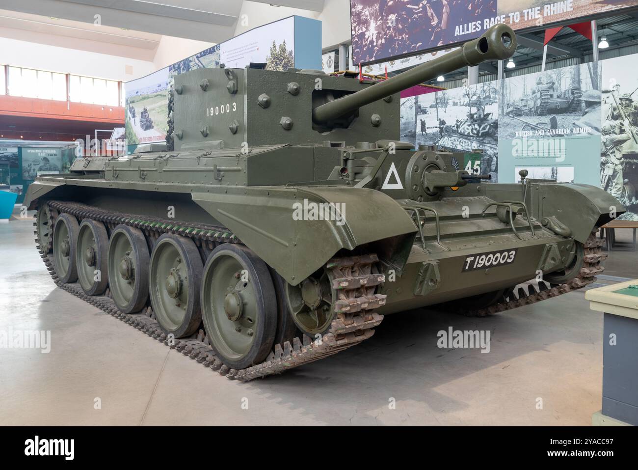 Cromwell tank hi-res stock photography and images - Alamy