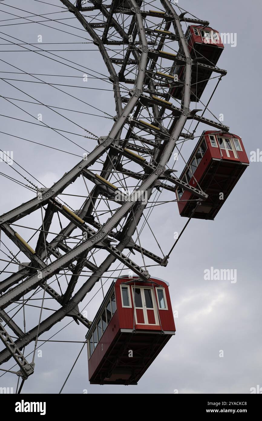 Riesenrad . Prater. Wiener Prater. Karussell. nostalgisch. old. Ferris ...