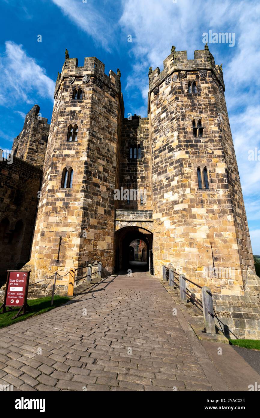 Entrance to Keep Stock Photo - Alamy