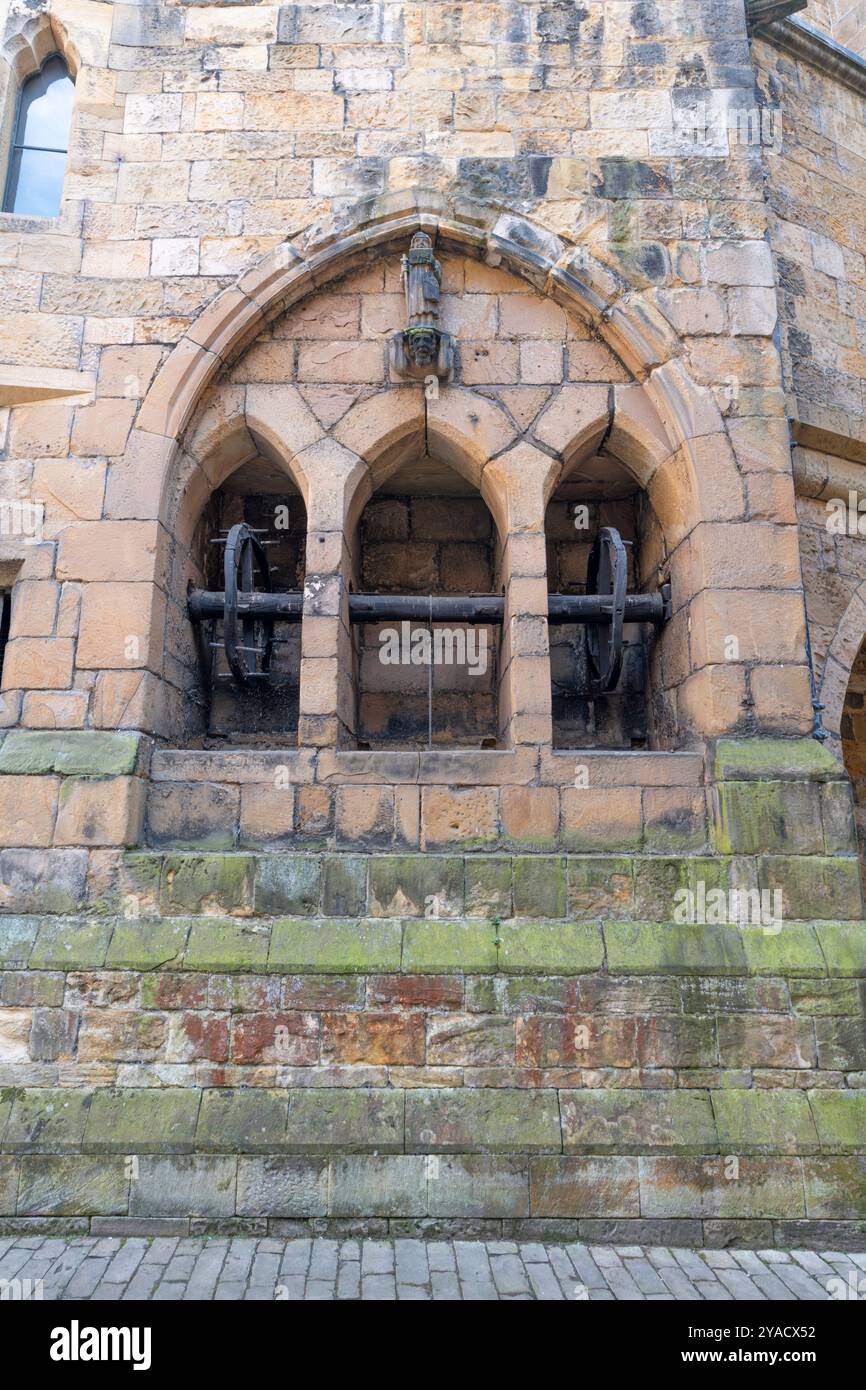 Outer bailey at Alnwick Castle Stock Photo - Alamy