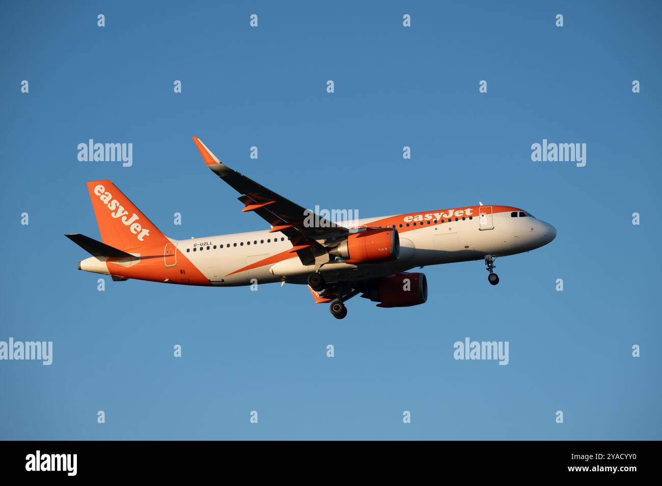 Easyjet Airbus A320-251N landing at Birmingham Airport, UK (G-UZLL ...