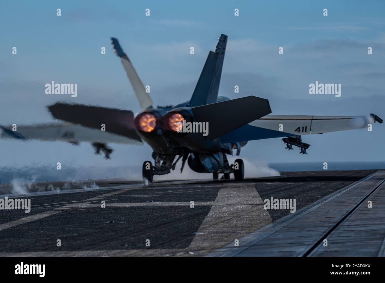An F/A-18E Super Hornet from the "Blue Diamonds" of Strike Fighter ...