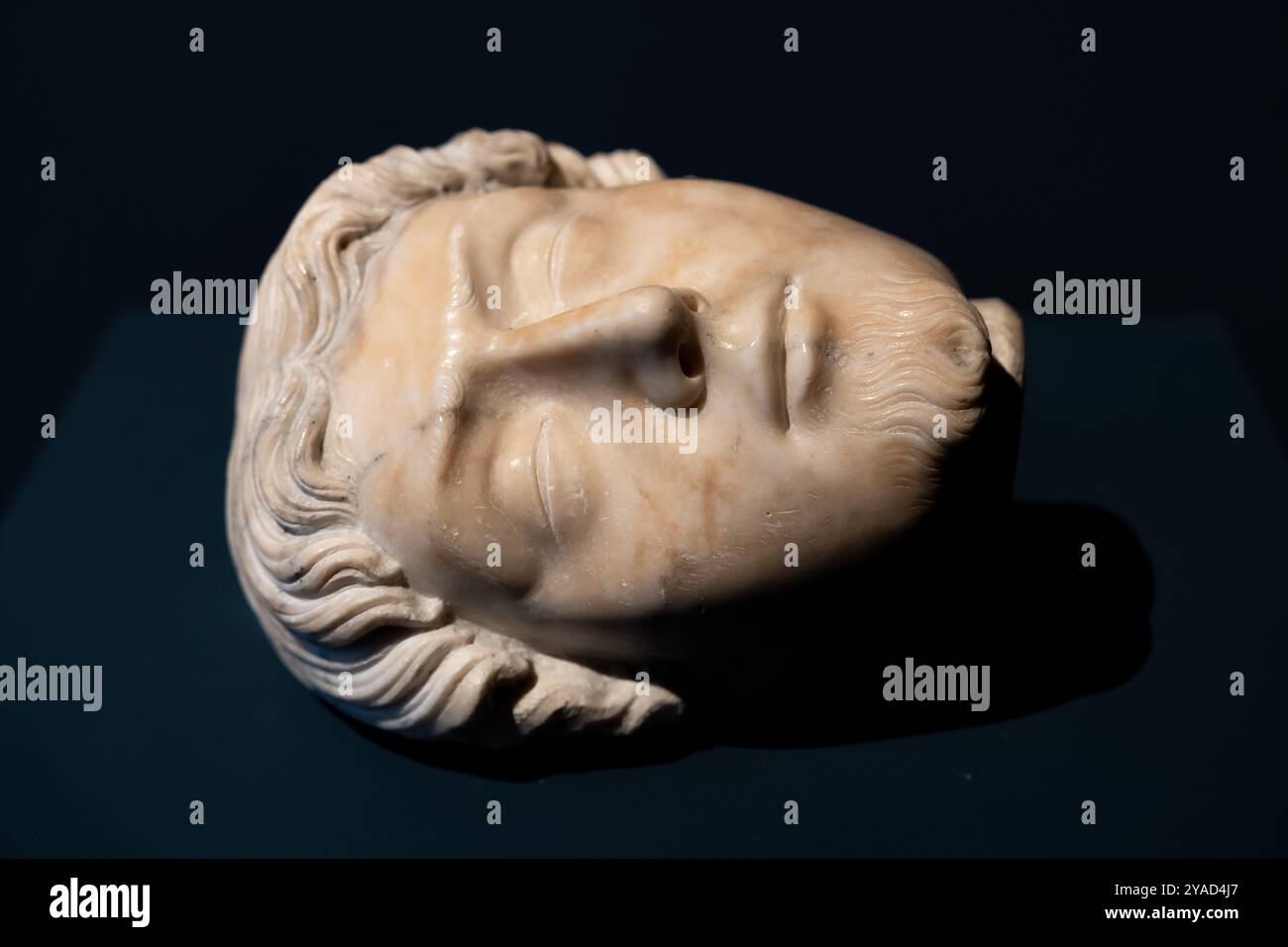 Old man in marble hi-res stock photography and images - Alamy