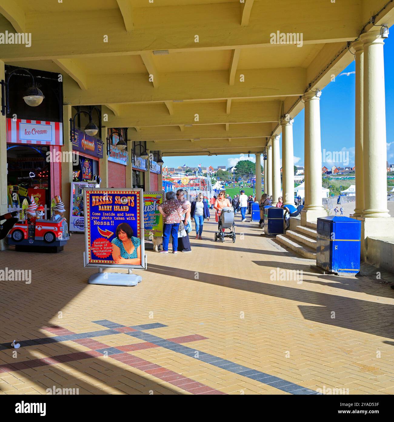 Amusement arcades and slot machines at Barry Island, South Wales, UK ...