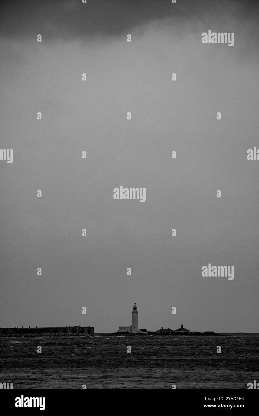 Hurst Point Lighthouse in summer sunshine Stock Photo - Alamy