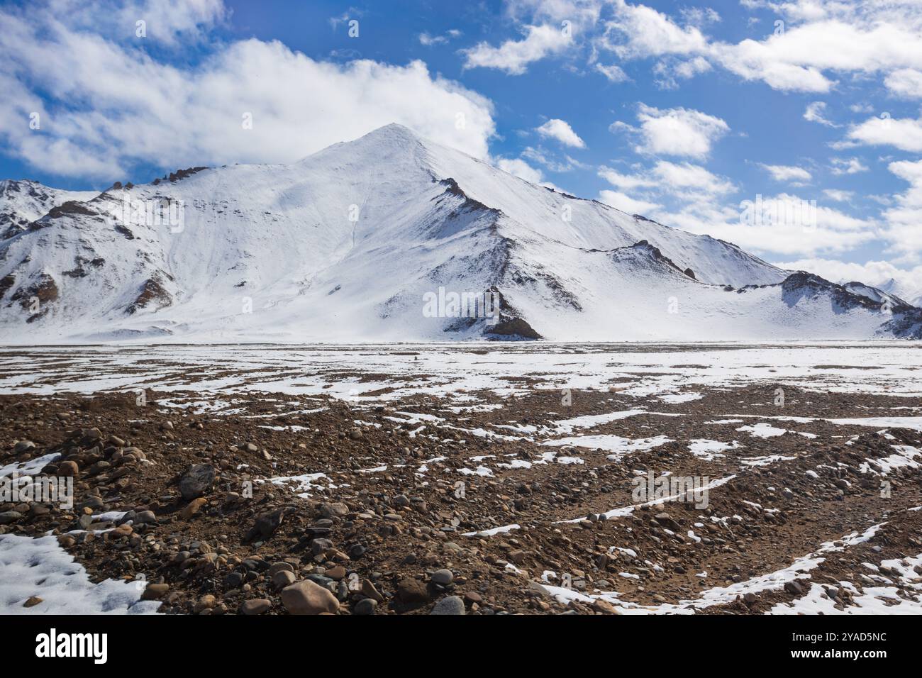 Beauty Pamir mountains near Murghab, the highest town in Tajikistan at ...