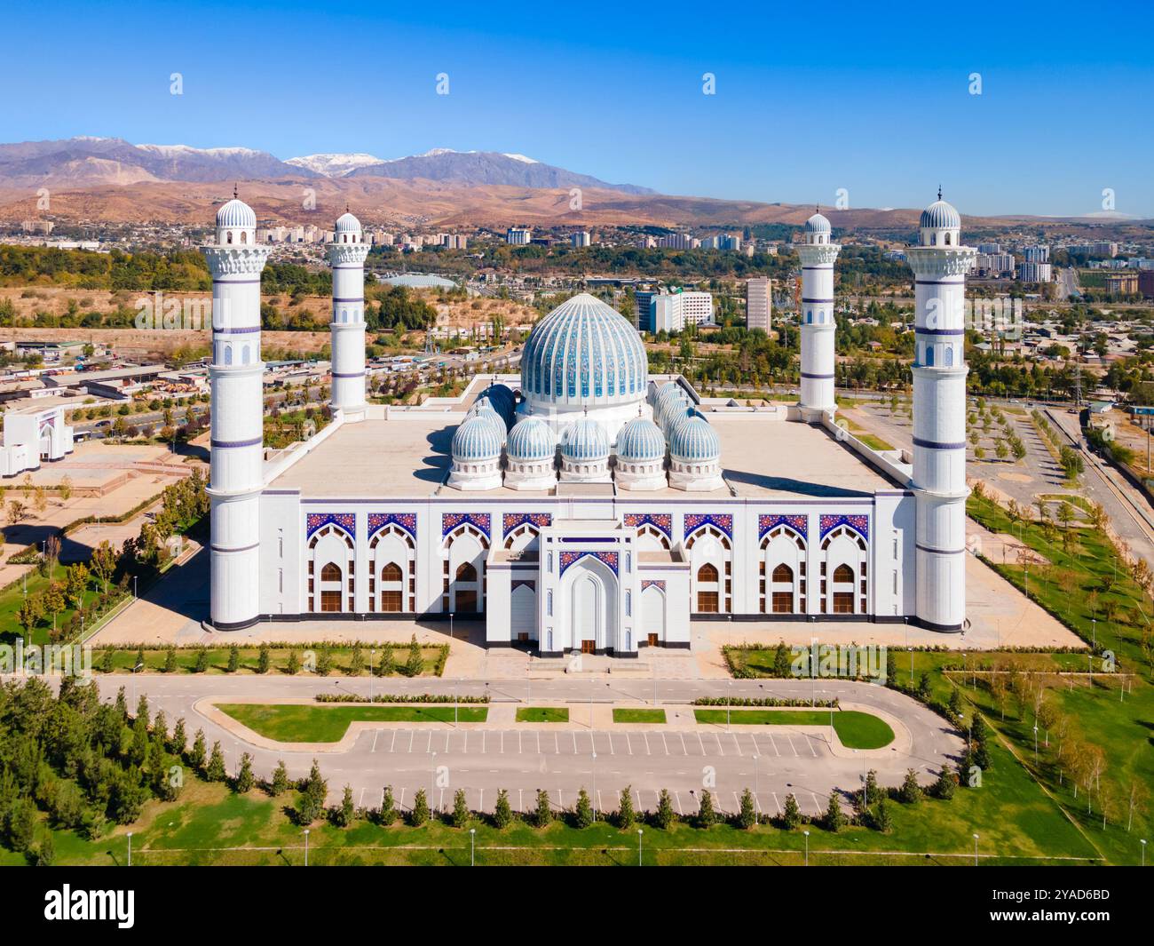 Central Cathedral Mosque of Dushanbe city aerial panoramic view ...