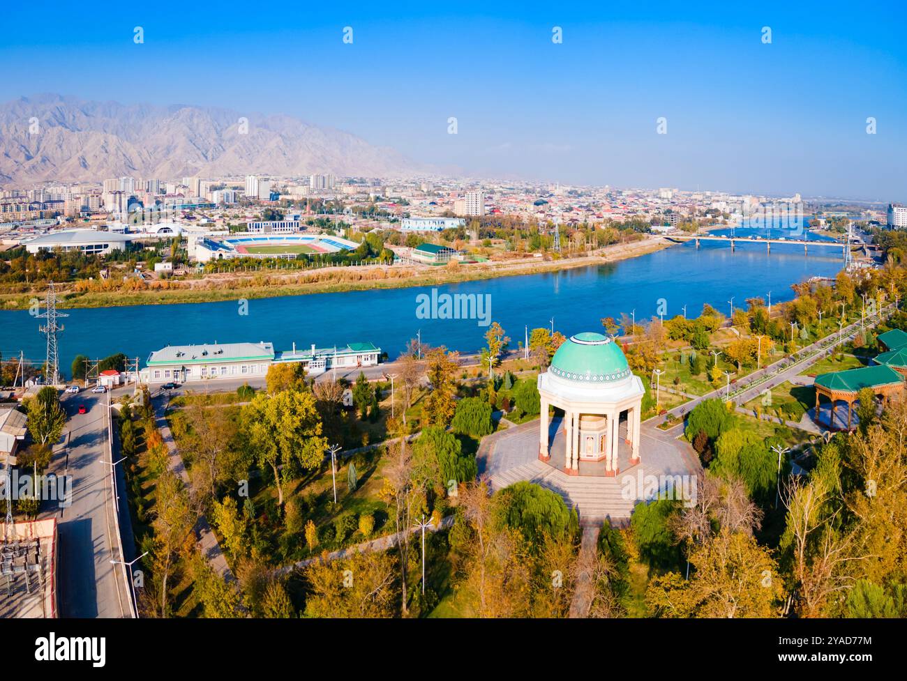 Kamoli khujand mausoleum hi-res stock photography and images - Alamy