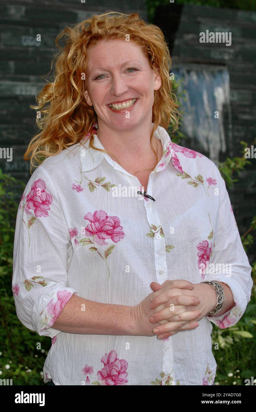 Charlie Dimmock, Chelsea Flower Show, Royal Hospital, London, UK Stock ...