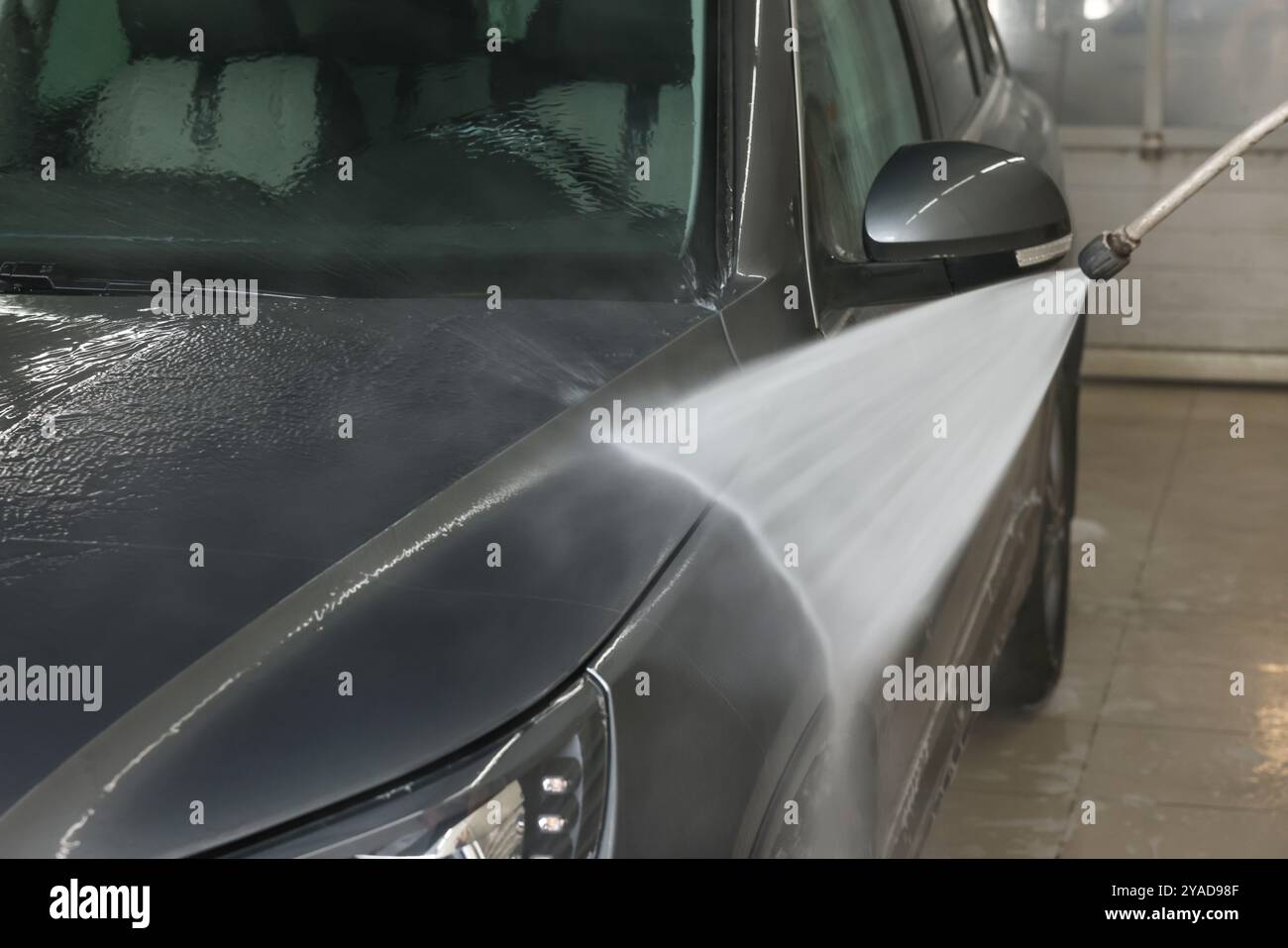High pressure water jet car hi-res stock photography and images - Alamy