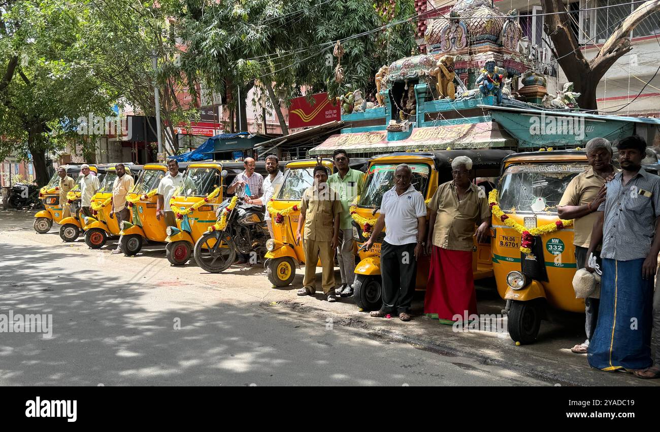 Ayudha pooja hi-res stock photography and images - Alamy