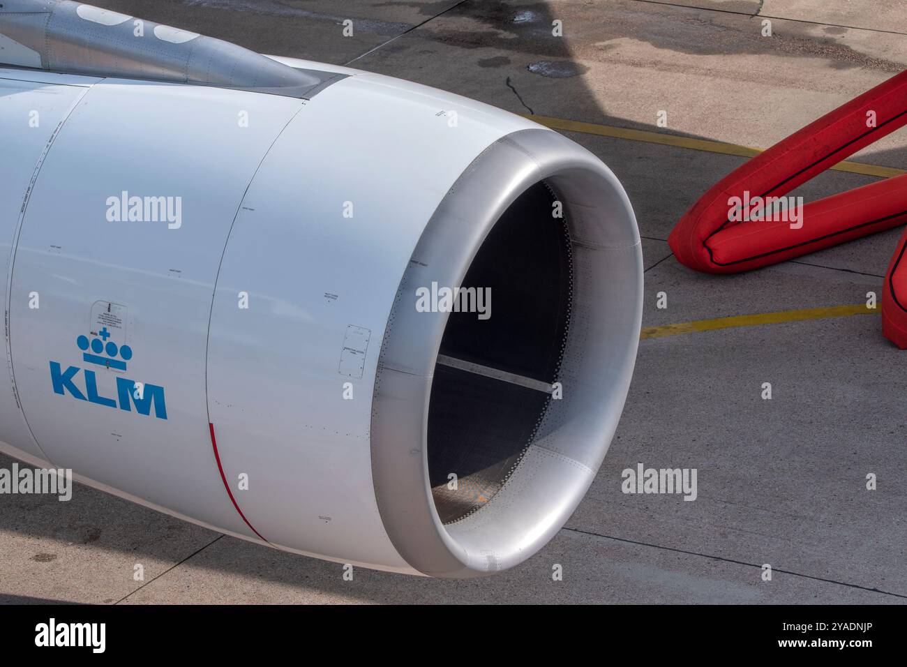Close Up Motor Of A KLM Plane At Schiphol The Netherlands 29-8-2024 ...