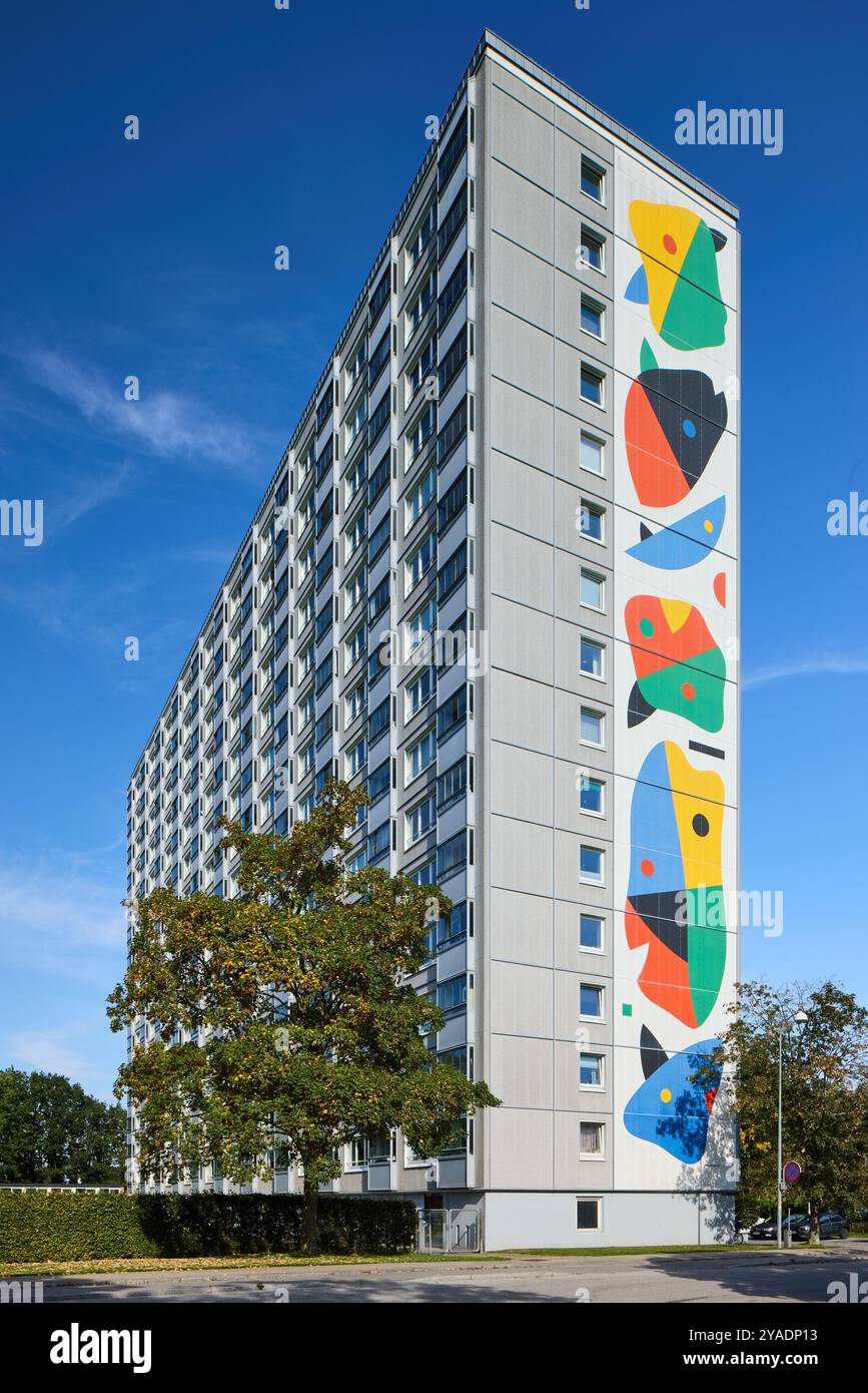 Nykær 30-38, 16-storey apartment building, designed by Børge Rammeskow ...