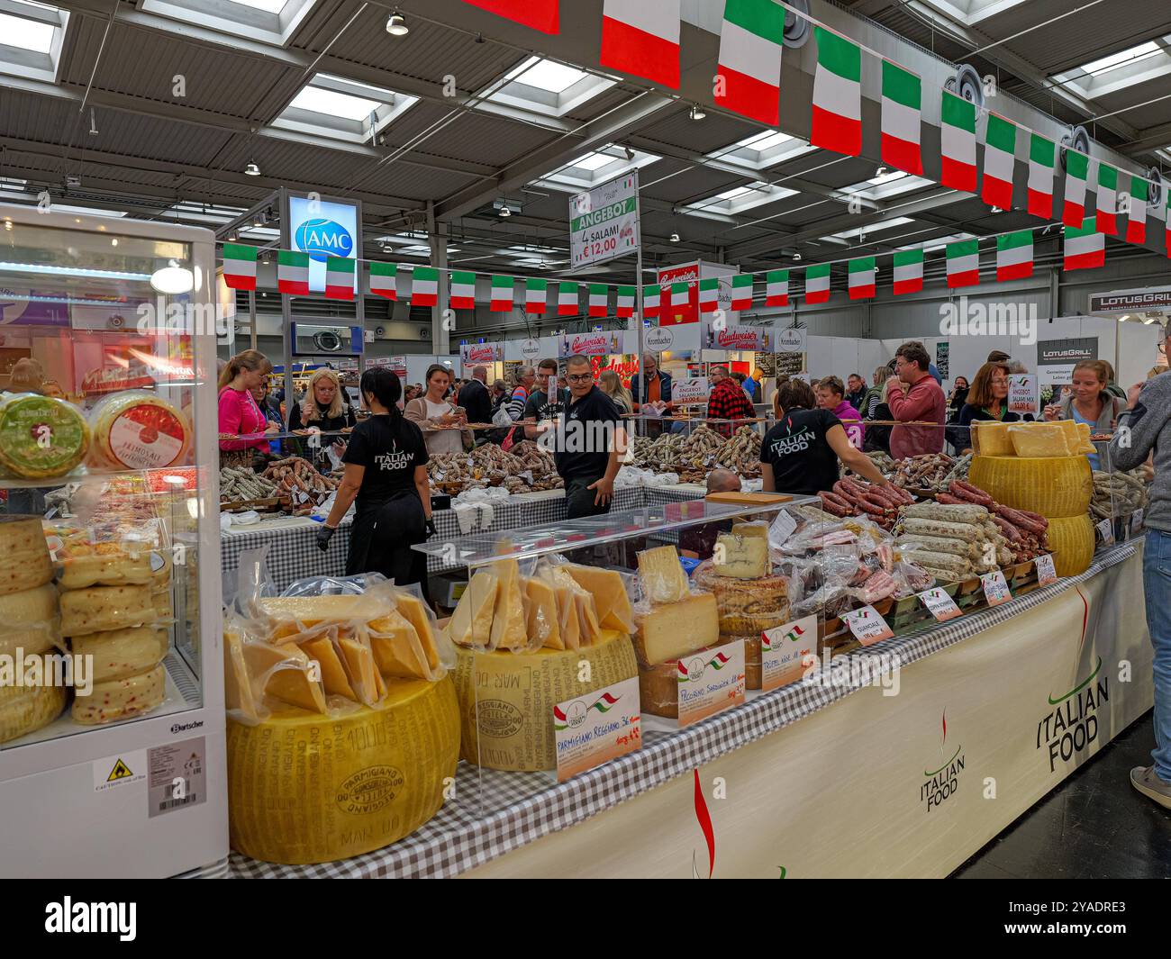 infa 2024 startet mit Beuscherandrang Italienische Spezialitäten auf ...