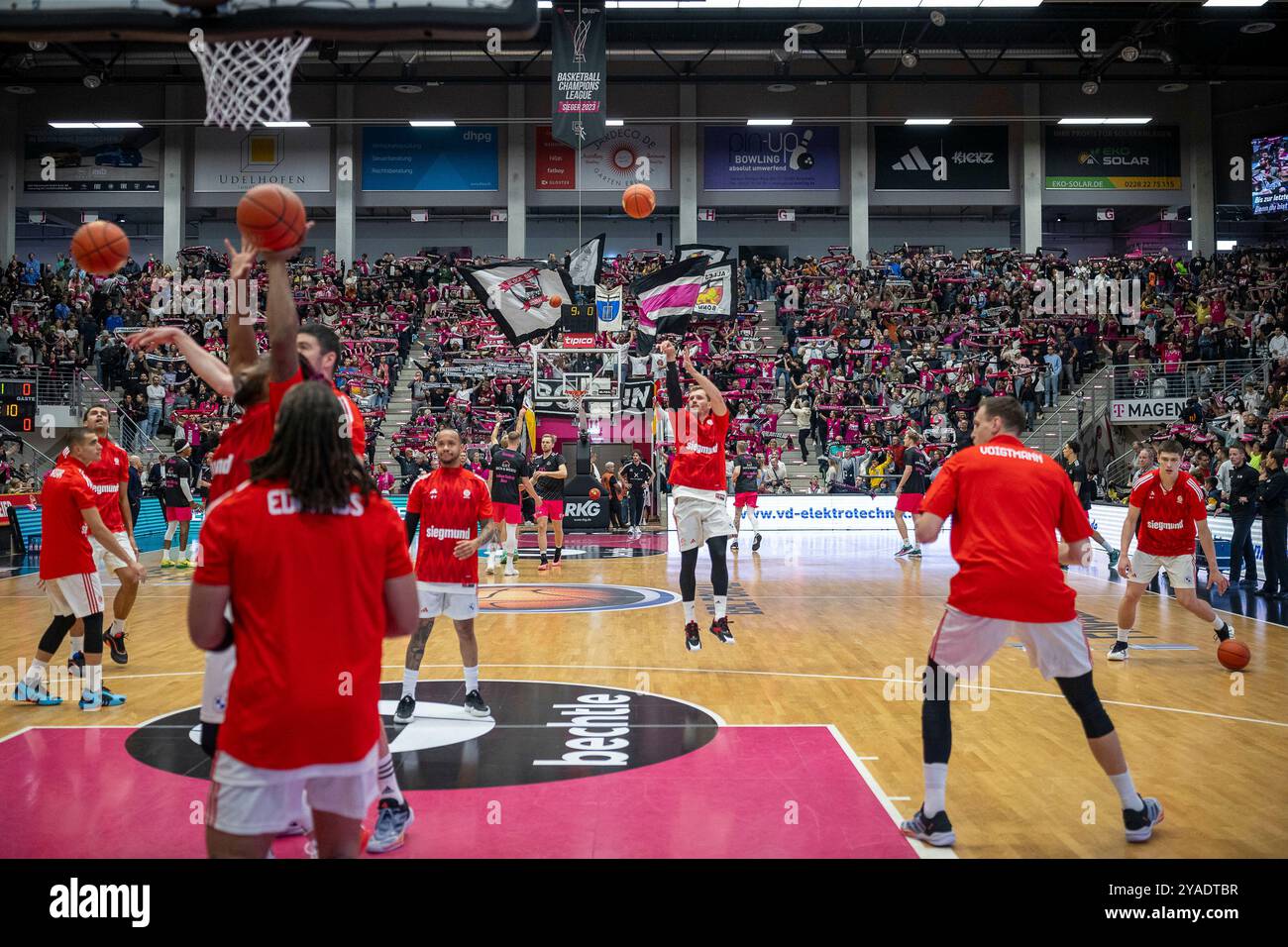 Munchen fc bayern basket hi-res stock photography and images - Alamy
