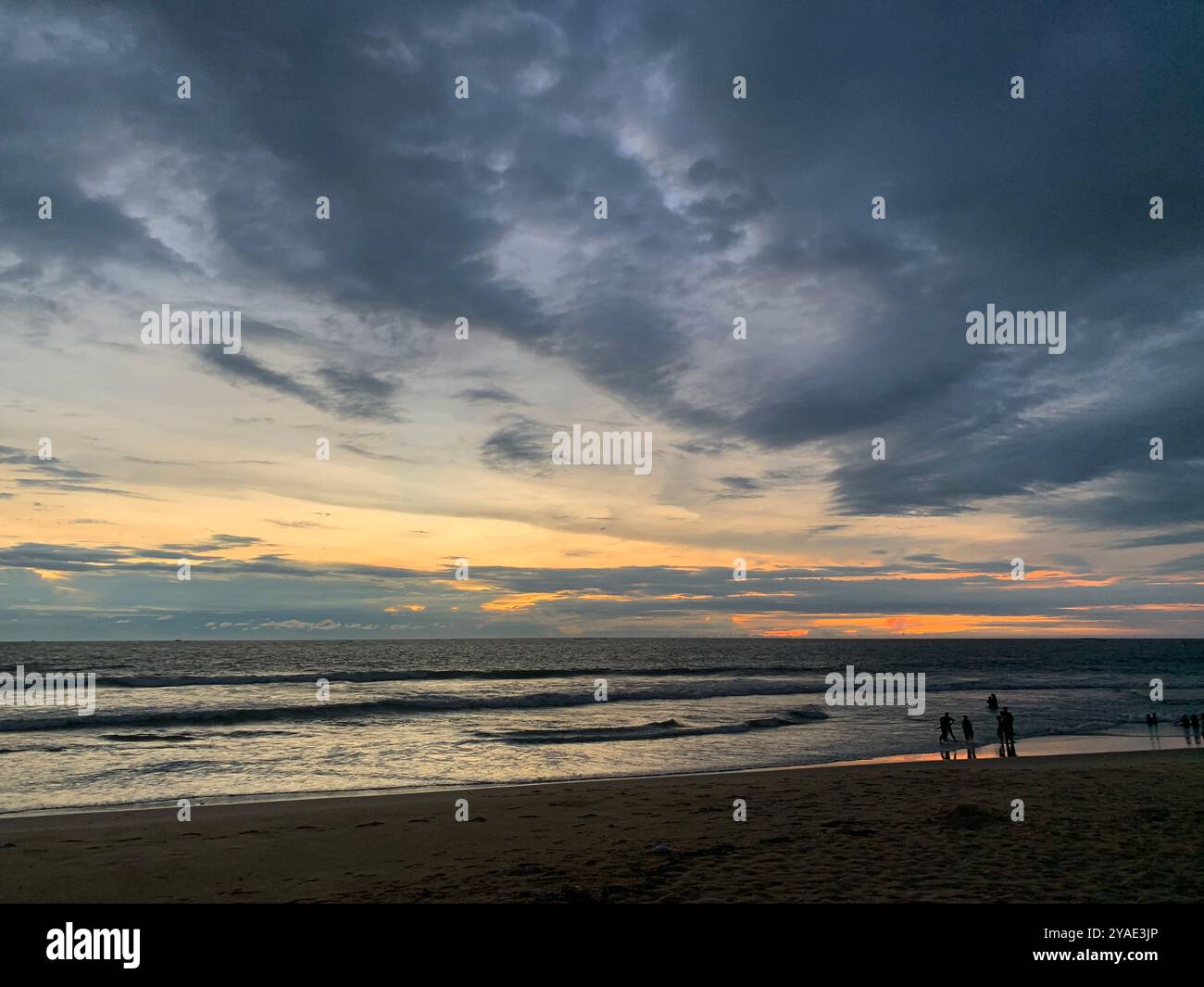 Beautiful relaxing view ocean sand hi-res stock photography and images ...