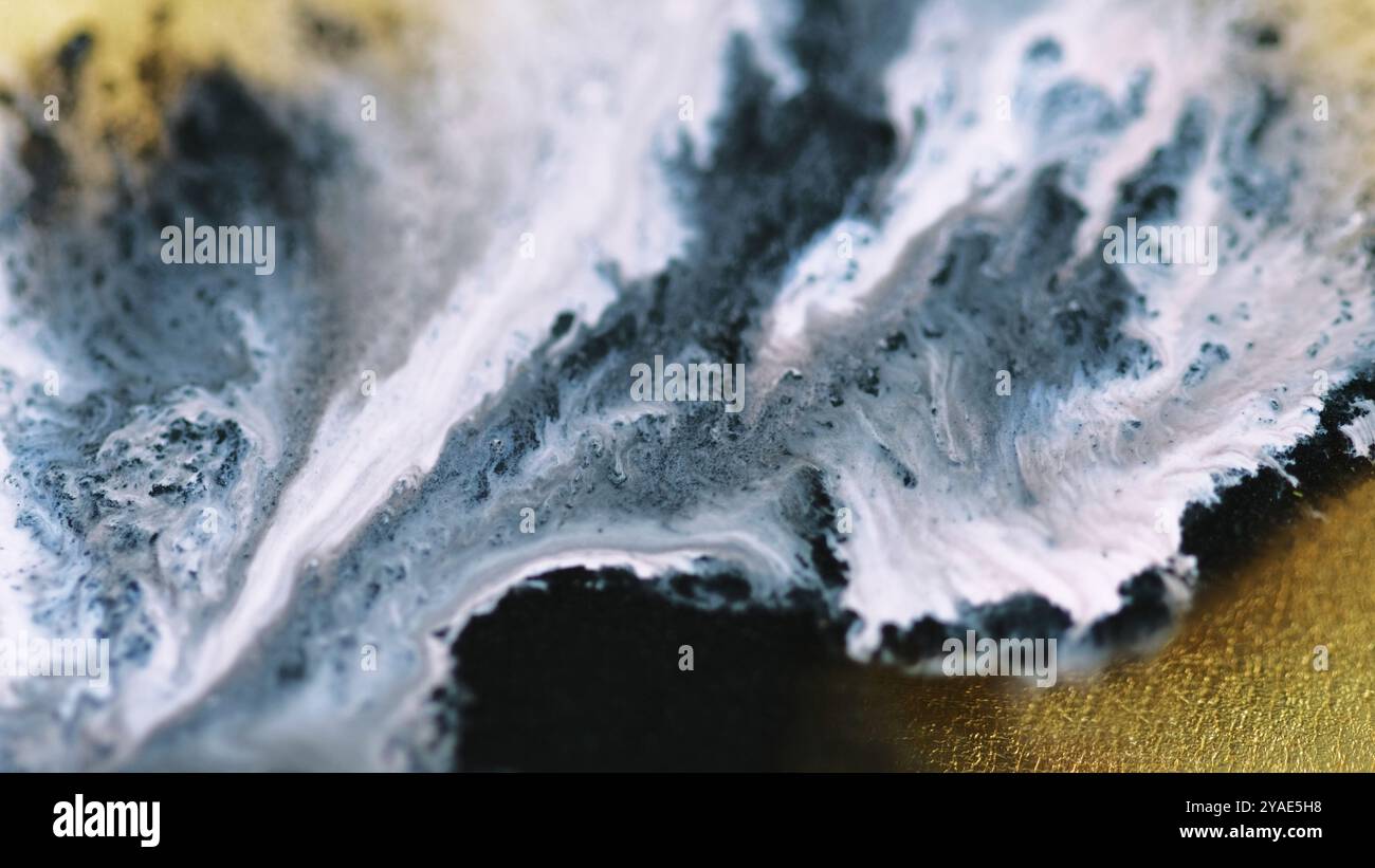 Sparkling ink drip marble texture hi-res stock photography and images ...