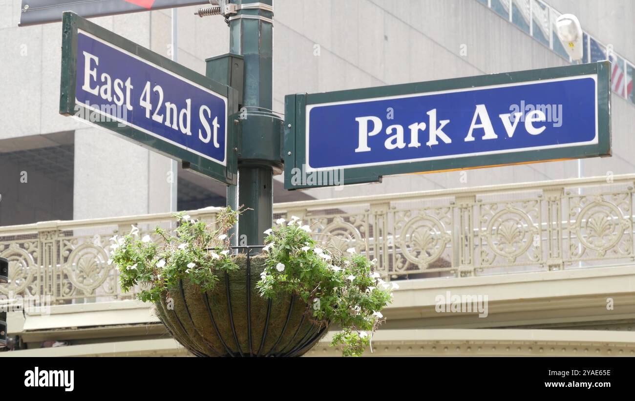 New York City Grand Central Terminal, 42 street, Park Avenue, Pershing ...