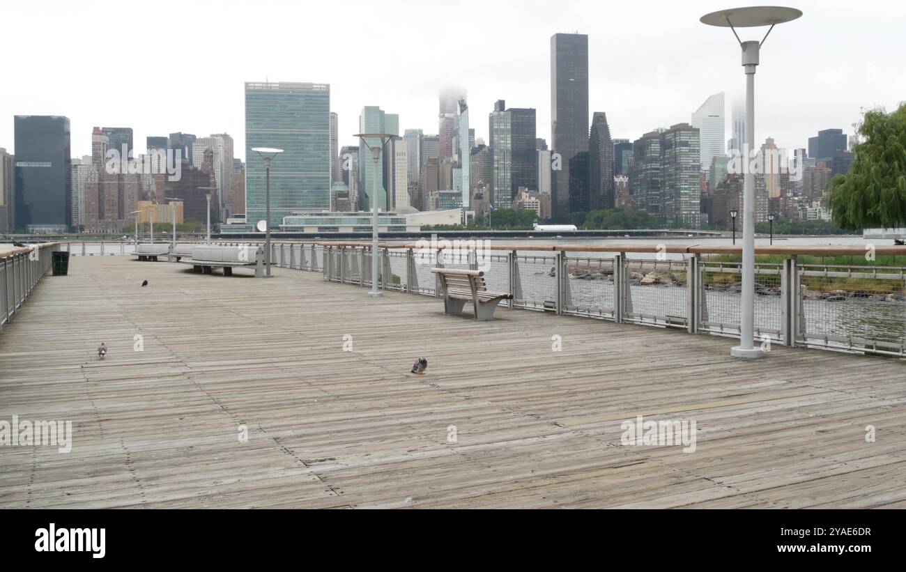 New York City waterfront skyline, Manhattan Midtown buildings ...