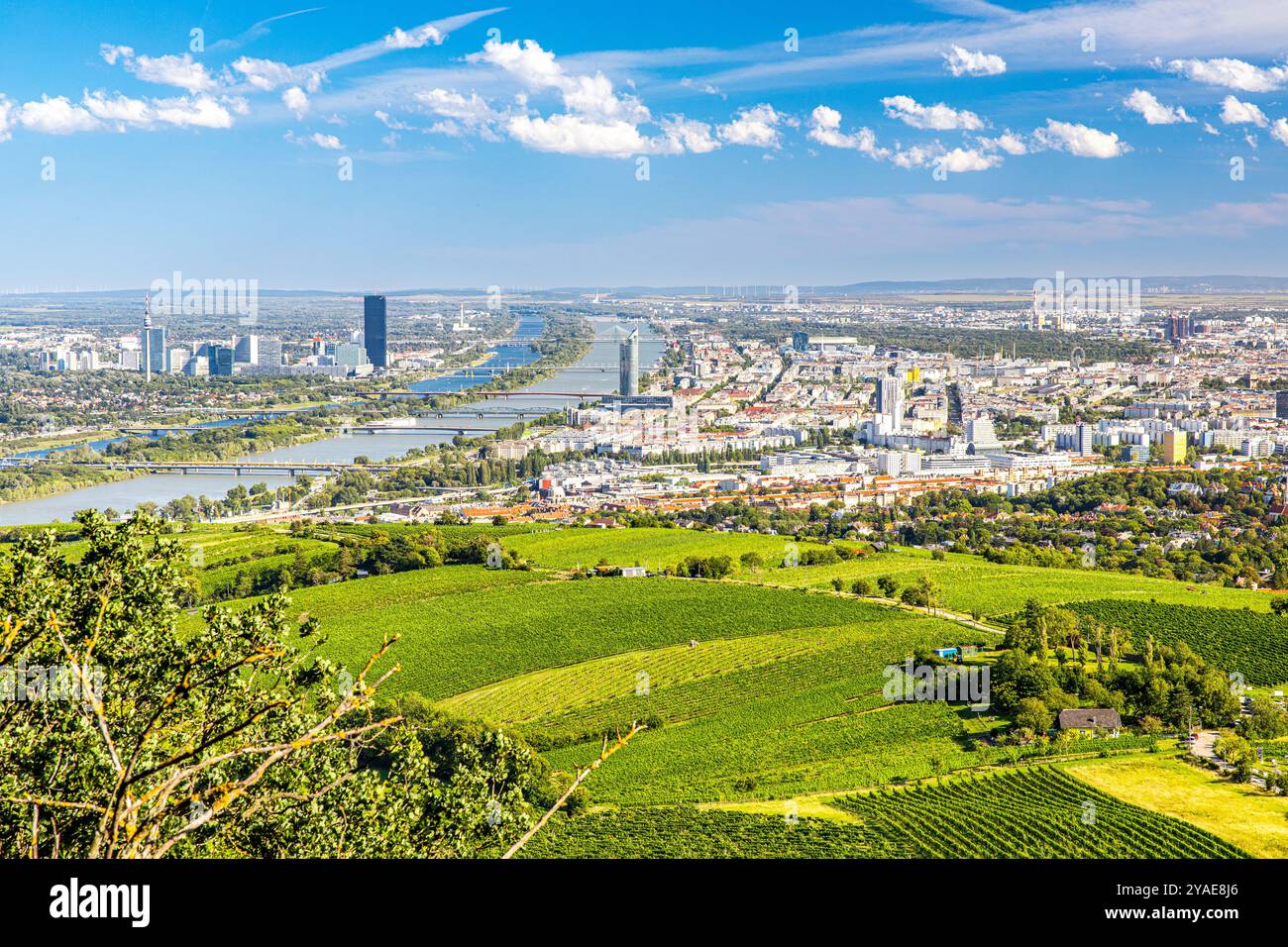 Kahlenberg Vienna, Tourism Vienna, Leopoldsberg and Kahlenberg ...