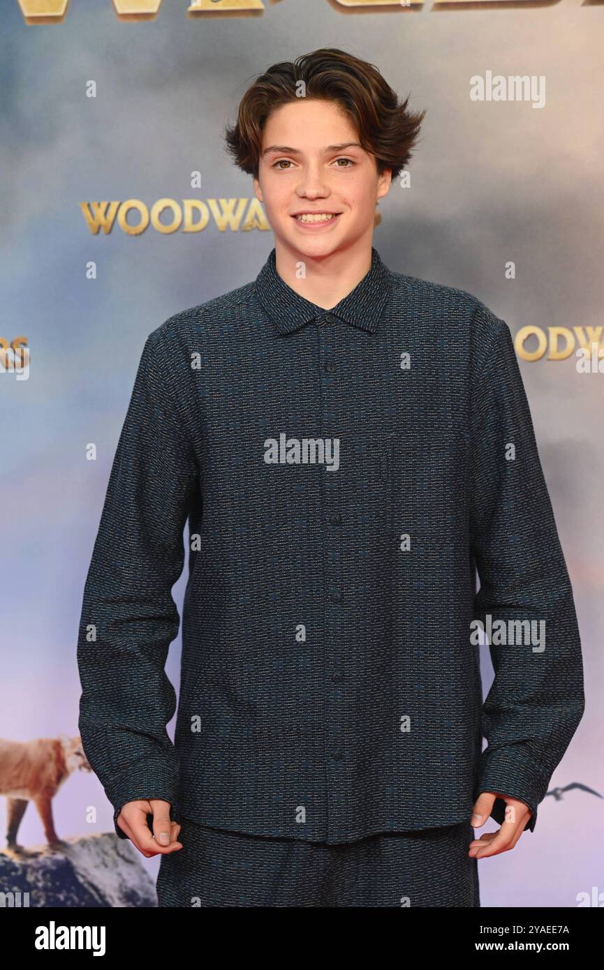 Schauspieler Emile Cherif kommt zur Premiere des Fantasyfilm ...