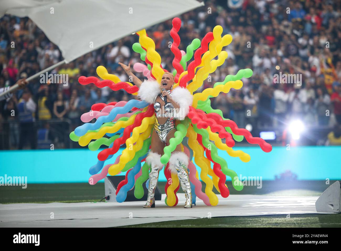 SP - SAO PAULO - 10/13/2024 - SAO PAULO, FOOTBALL OF HOPE - Xuxa during ...