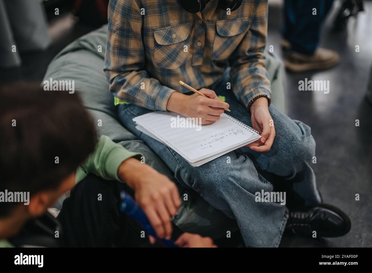 Music task hi-res stock photography and images - Alamy