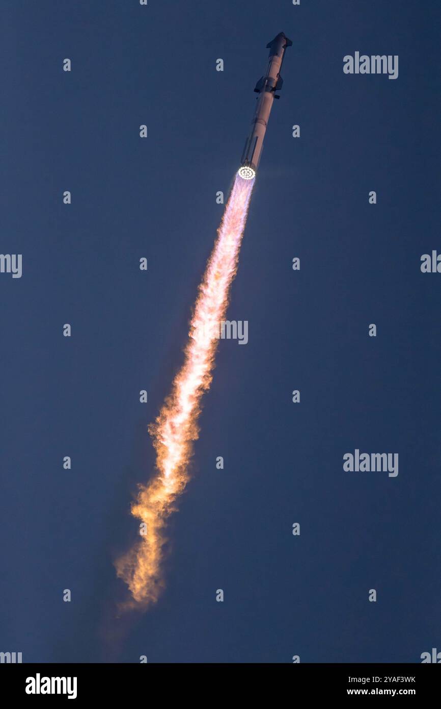 Spacex starship launch october 13 2024 hi-res stock photography and ...