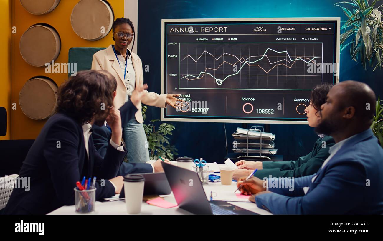 Status indicators hi-res stock photography and images - Alamy