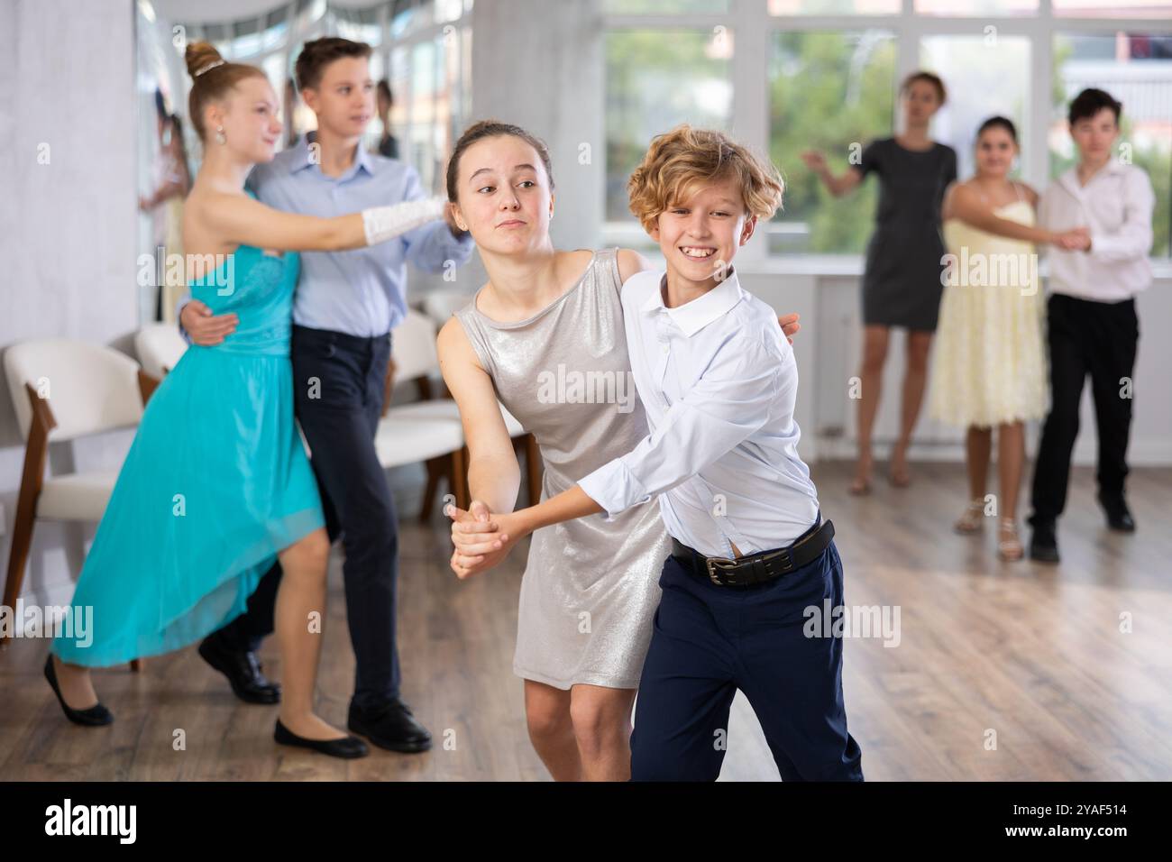 Party girls elegant dance hi-res stock photography and images - Alamy