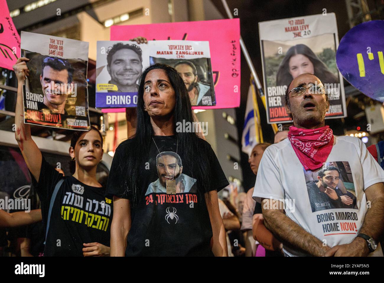 Tel Aviv, Israel. 12th Oct, 2024. Family members of Israeli hostage Dror Or (left) Einav ...
