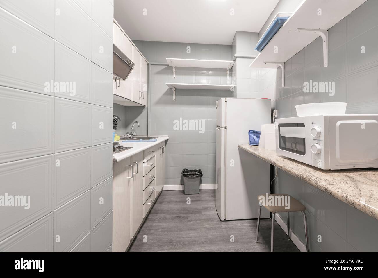 Contemporary commercial kitchens hi-res stock photography and images ...