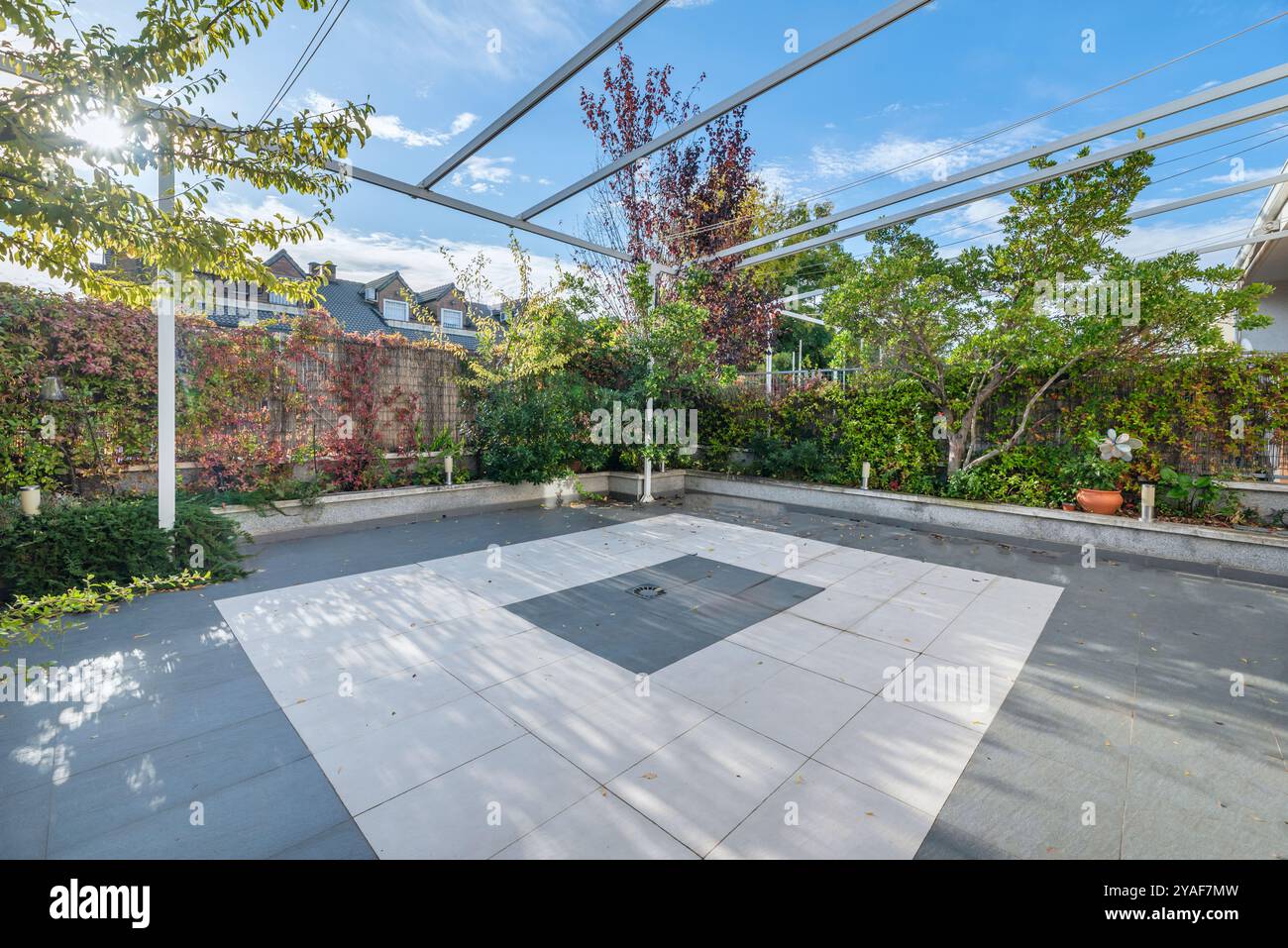 terraces can be of various sizes and shapes, and adapt to any ...