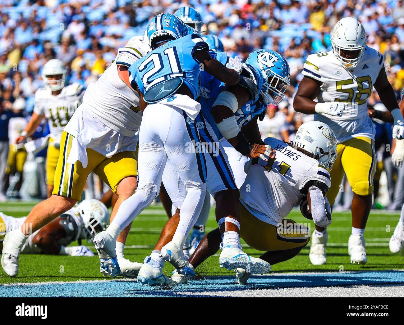 October 12, 2024: Georgia Tech junior Jamal Haynes (11) scores ...