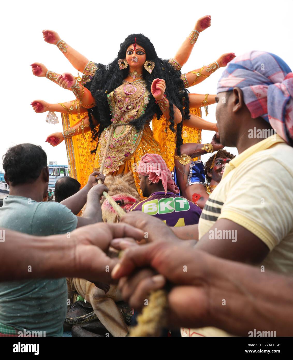 Festival de durga puja hi-res stock photography and images - Alamy
