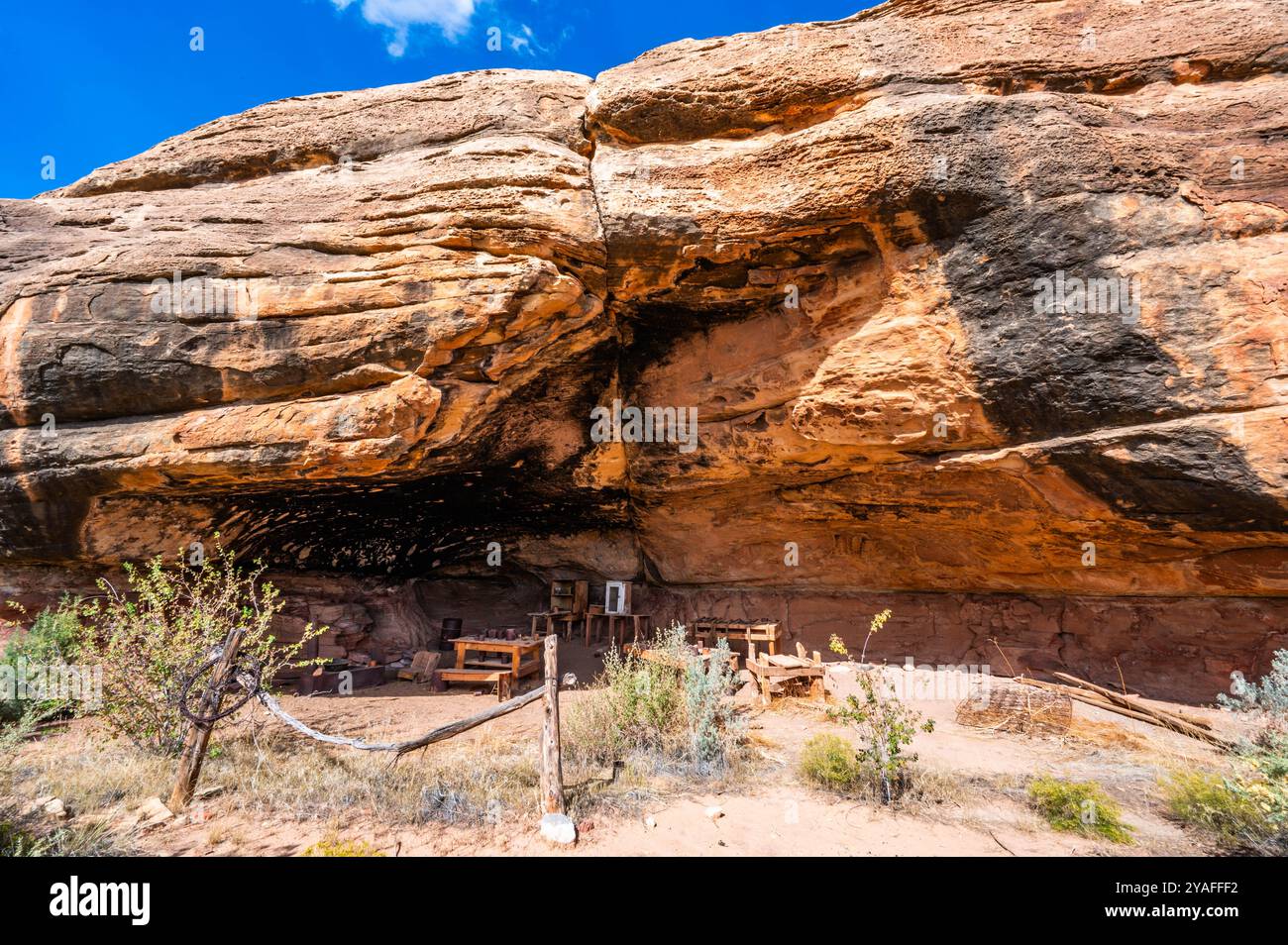 Canyonlands National Park Needle District's Cave Springs Cowboy Camp ...