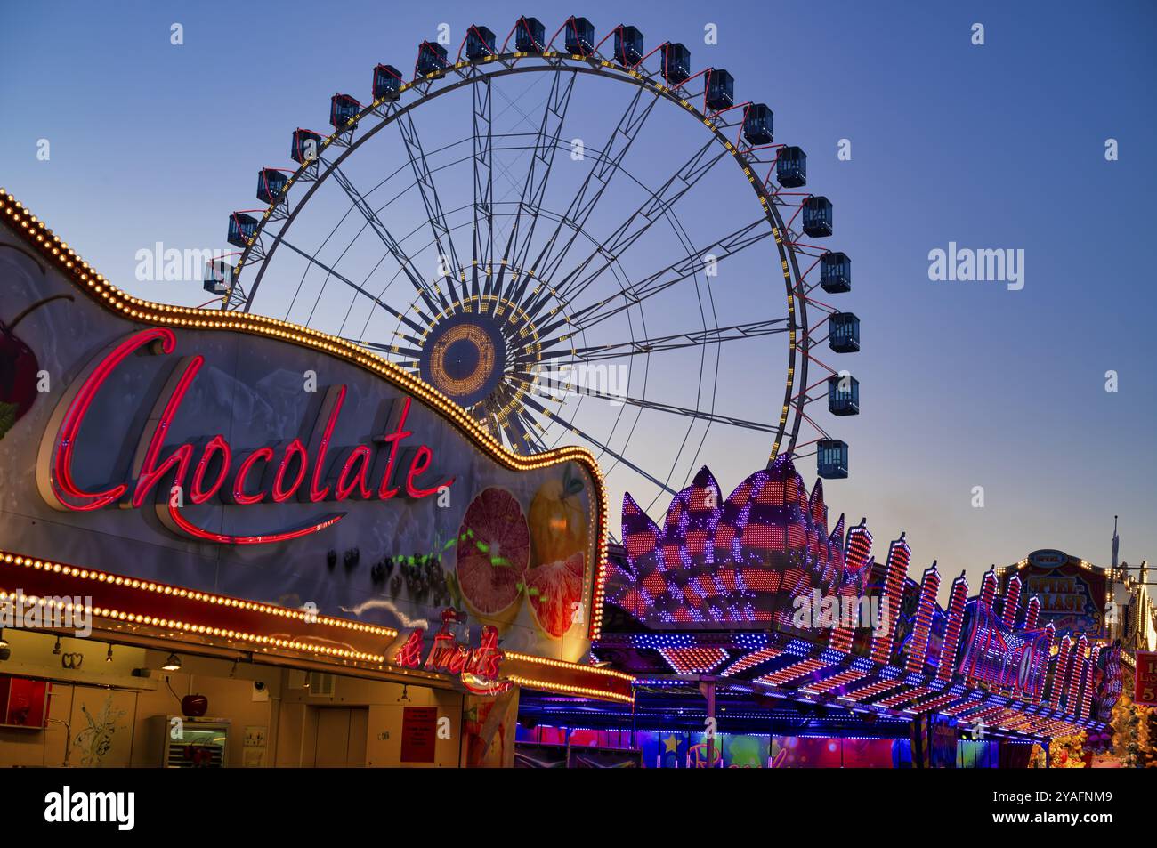 Giant ferris wheel stands hi-res stock photography and images - Alamy