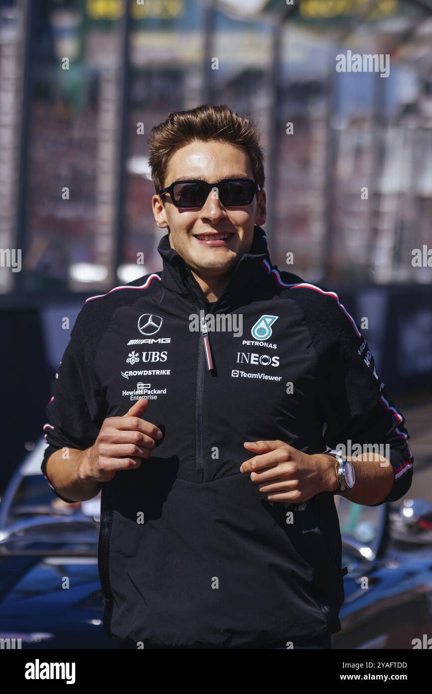 MELBOURNE, AUSTRALIA, APRIL 2: George Russell of Great Britain driving ...