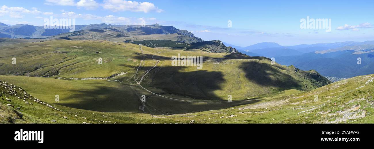 Green hills in romania hi-res stock photography and images - Alamy