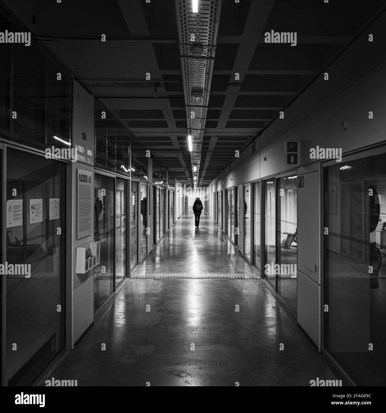 Museum walkway design Black and White Stock Photos & Images - Alamy