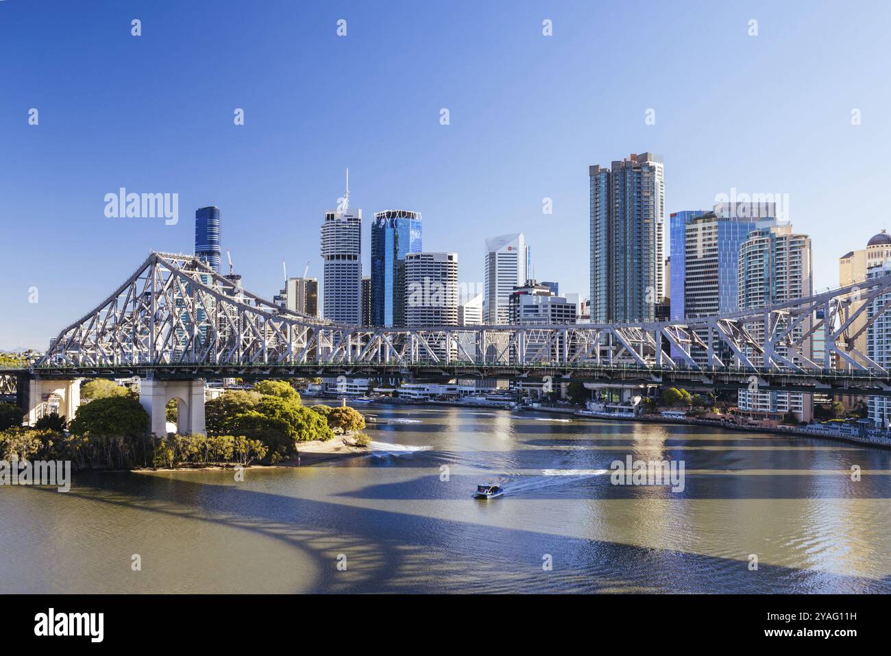 BRISBANE, AUSTRALIA, JULY 29, 2023: Brisbane skyline and Story Bridge ...