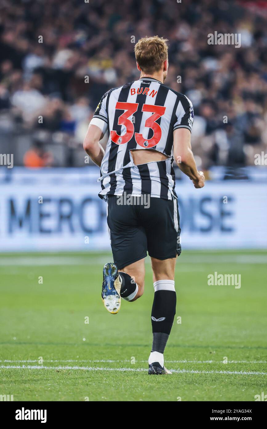 Dan burn newcastle hi-res stock photography and images - Alamy